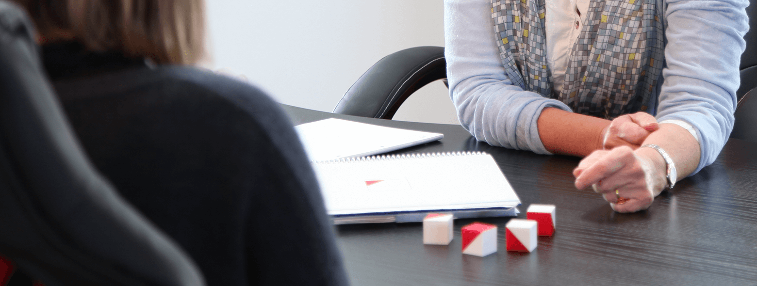 Samtaler - behandling - Mette Hennelund